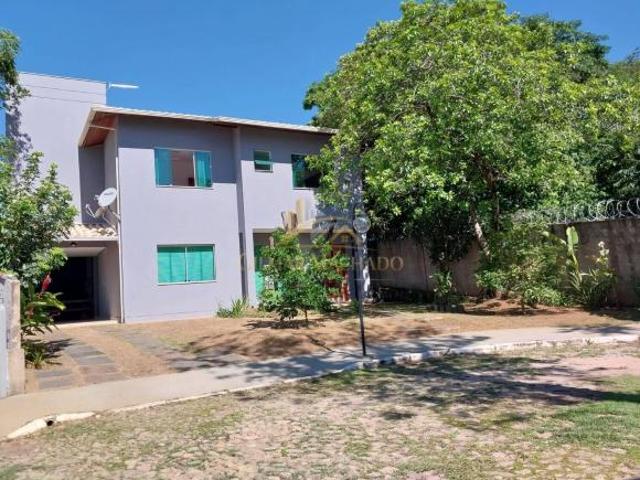 Casa de Condomínio