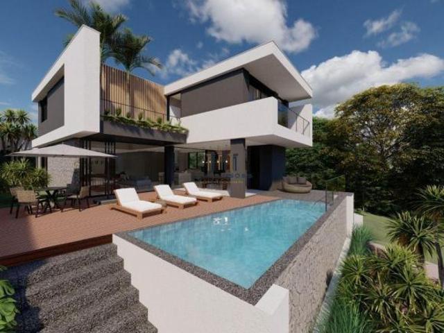 Casa de Condomínio