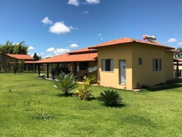 Casa de Condomínio