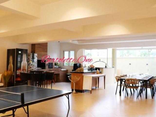 Casa de condomínio, 400m2, 4 suítes, 5 vagas, piscina, espaço gourmet. Jardim Floresta Zona Norte