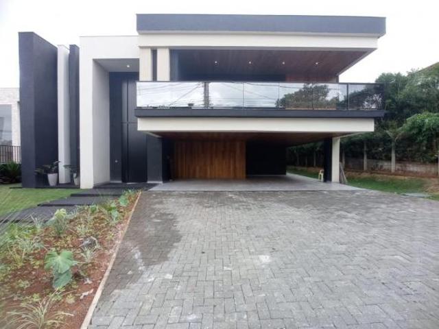 Casa de Condomínio