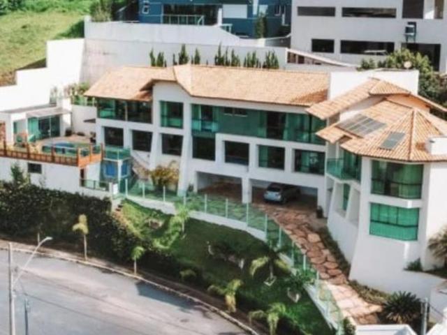 Casa de Condomínio