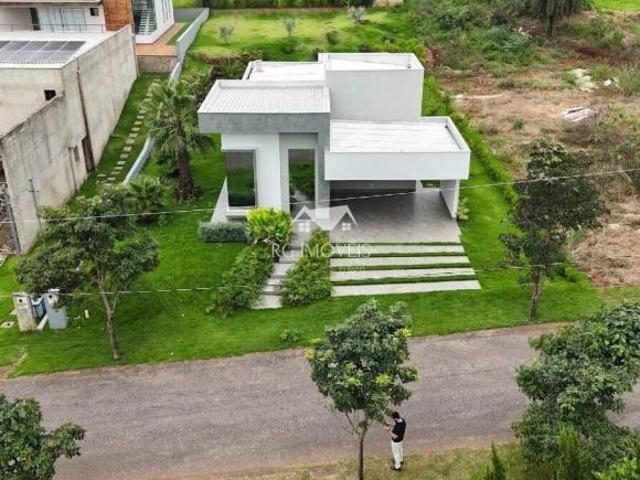 Casa de Condomínio