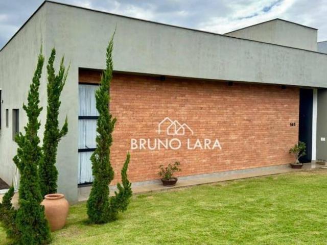 Casa de Condomínio