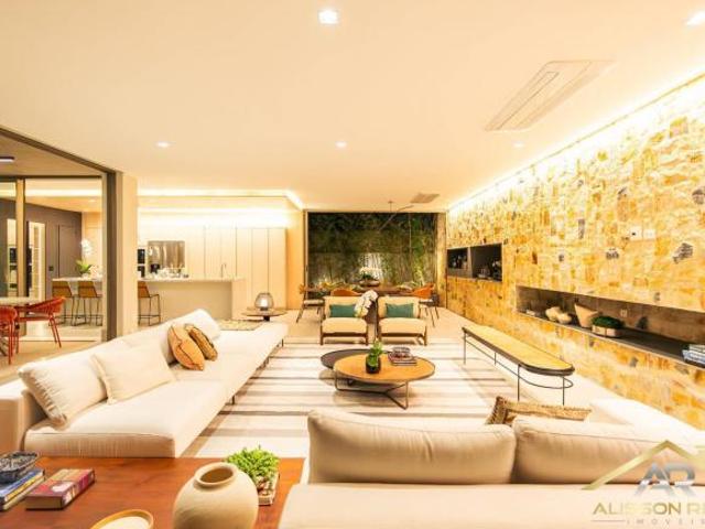 Casa de Condomínio 456m²| 4 Suítes| Área gourmet integrada no Tamboré