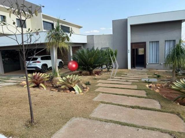 Casa de Condomínio