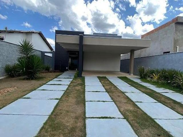 Casa de Condomínio