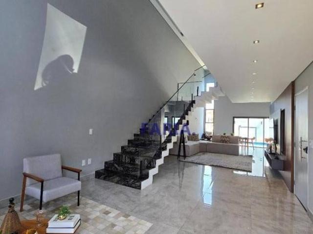 Casa de Condomínio