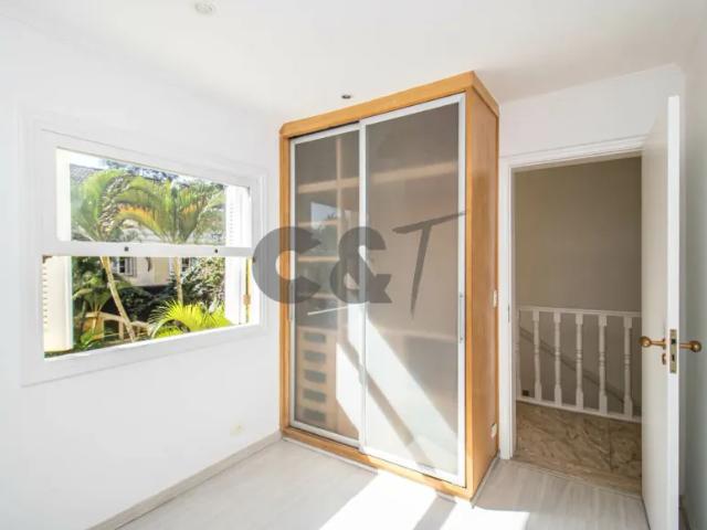 Casa de Condomínio 4 Dormitórios 2 Suítes à Venda ou para alugar no Alto da Boa Vista SP