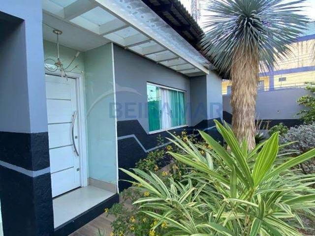 Casa de Condomínio 4 Quartos, 2 Suítes, DCE, 6 Vagas de Garagem para Locação na SHA Conjunto 4 Arniqueira