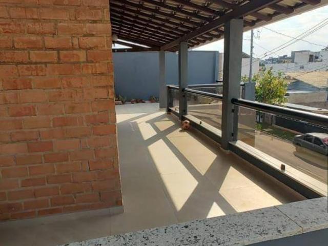Casa de Condomínio