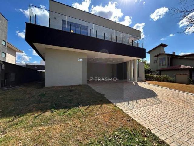 Casa de Condomínio