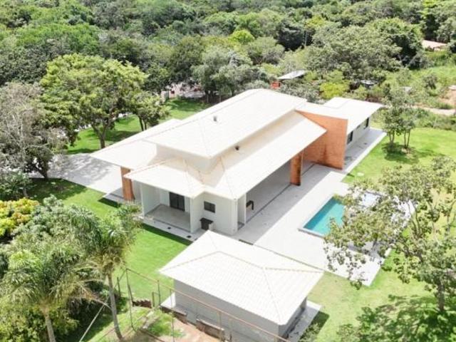 Casa de Condomínio