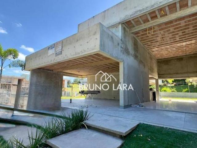 Casa de Condomínio