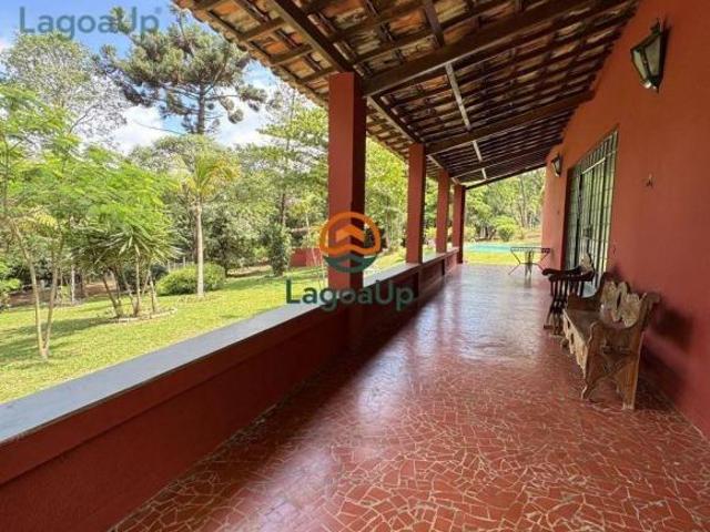 Casa de Condomínio