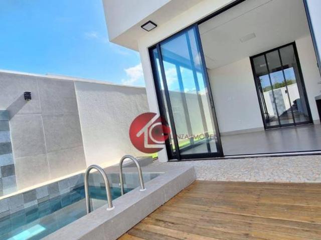 Casa de Condomínio