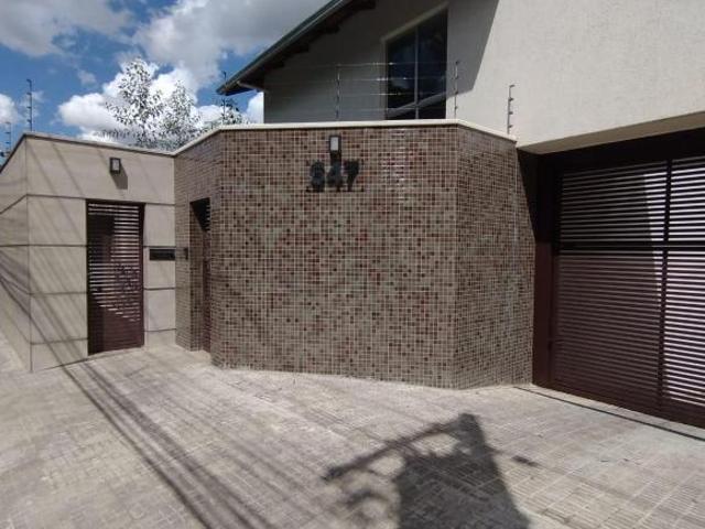 Casa de Condomínio