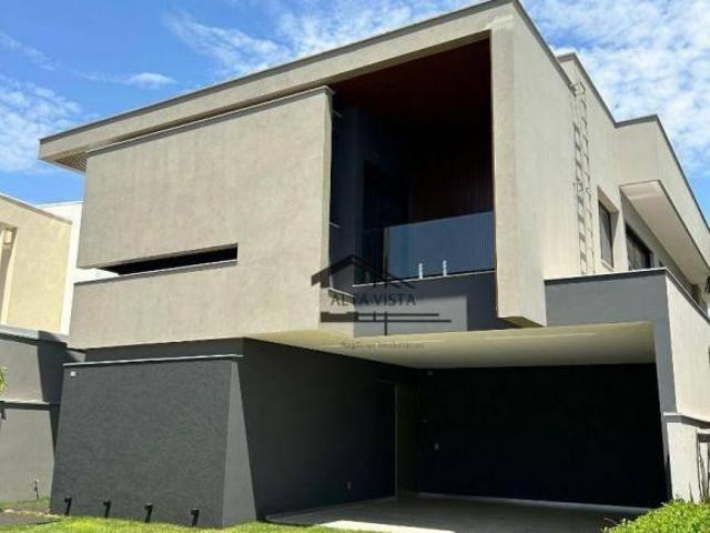 Casa de Condomínio