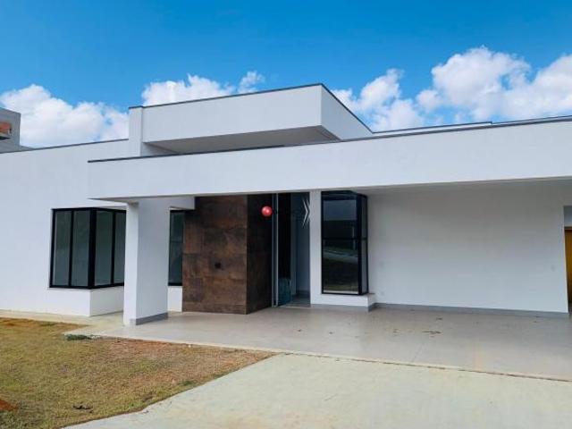 Casa de Condomínio