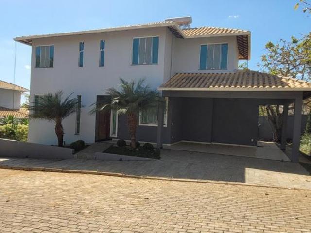 Casa de Condomínio