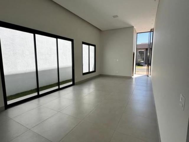 Casa de Condomínio
