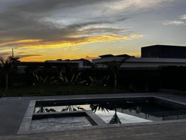 Casa de Condomínio