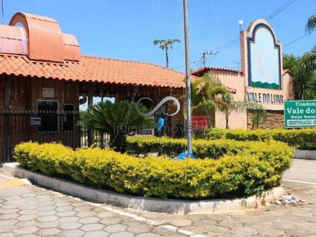 Casa de Condomínio