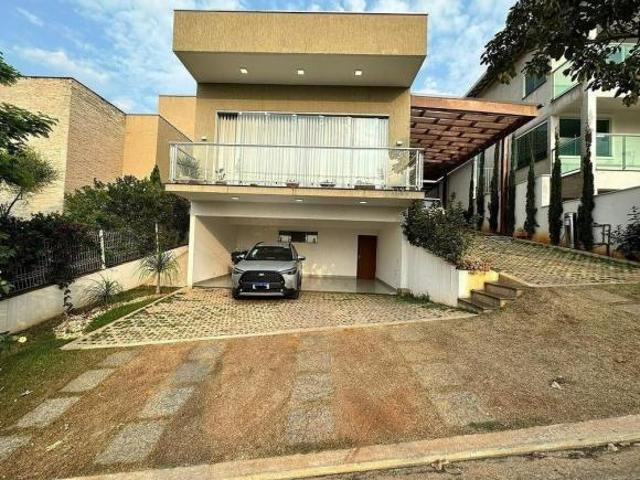 Casa de Condomínio