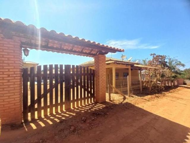Casa de Condomínio
