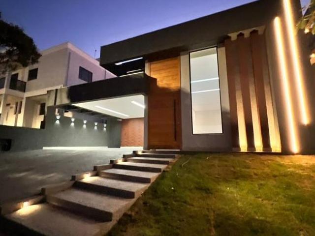 Casa de Condomínio
