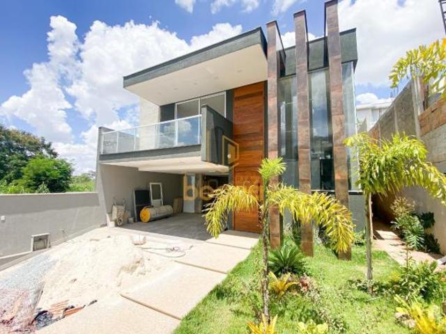 Casa de Condomínio
