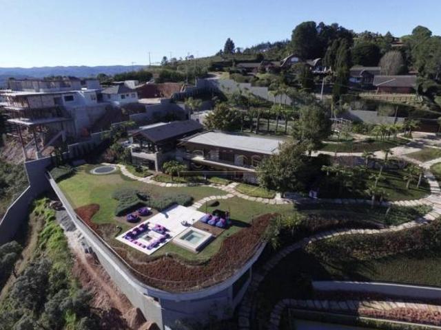 Casa de condomínio