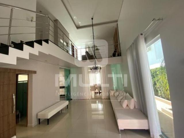 Casa de Condomínio