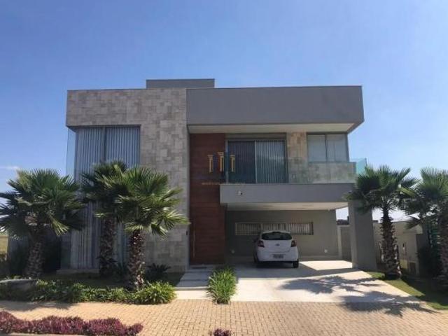 Casa de Condomínio