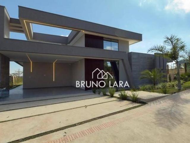 Casa de Condomínio