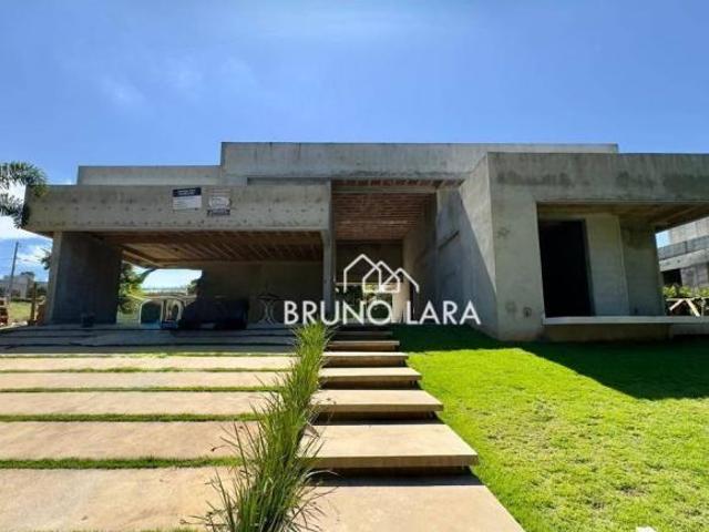Casa de Condomínio