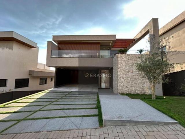 Casa de Condomínio