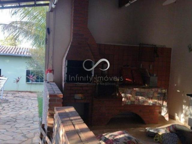 Casa de Condomínio