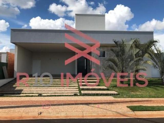 Casa de Condomínio