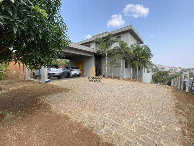 Casa de Condomínio