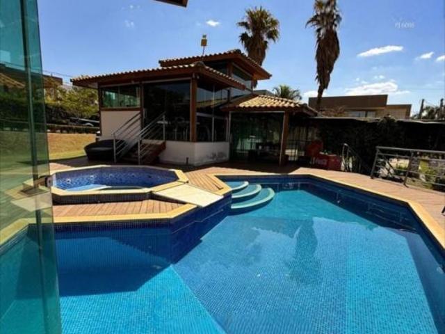 Casa de Condomínio
