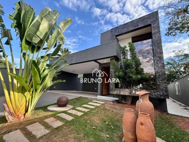 Casa de Condomínio