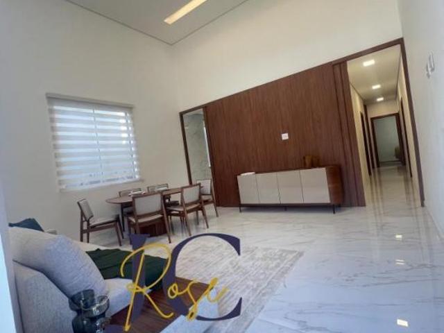 Casa de Condomínio