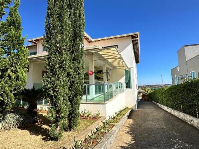 Casa de Condomínio