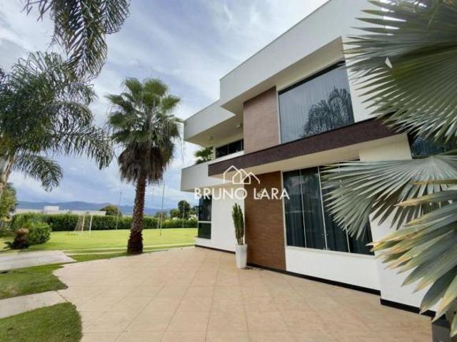 Casa de Condomínio