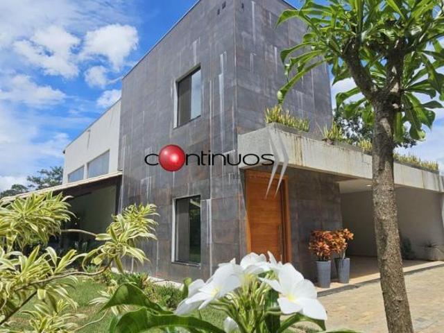 Casa de Condomínio