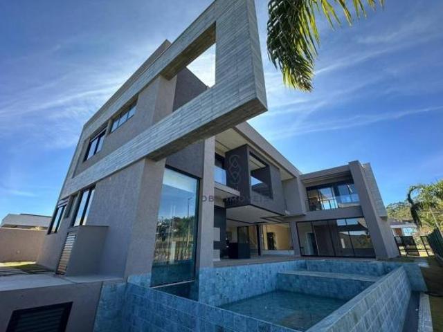 Casa de Condomínio