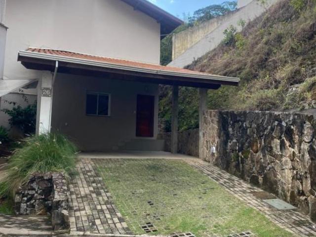 Casa de Condomínio