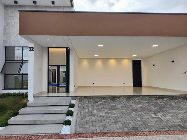 Casa de Condomínio