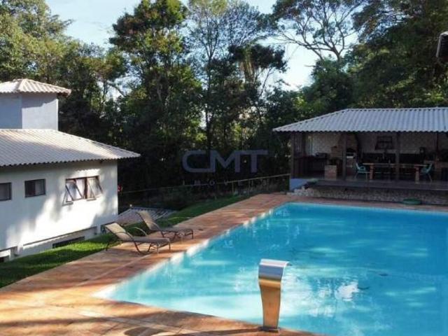 Casa de Condomínio